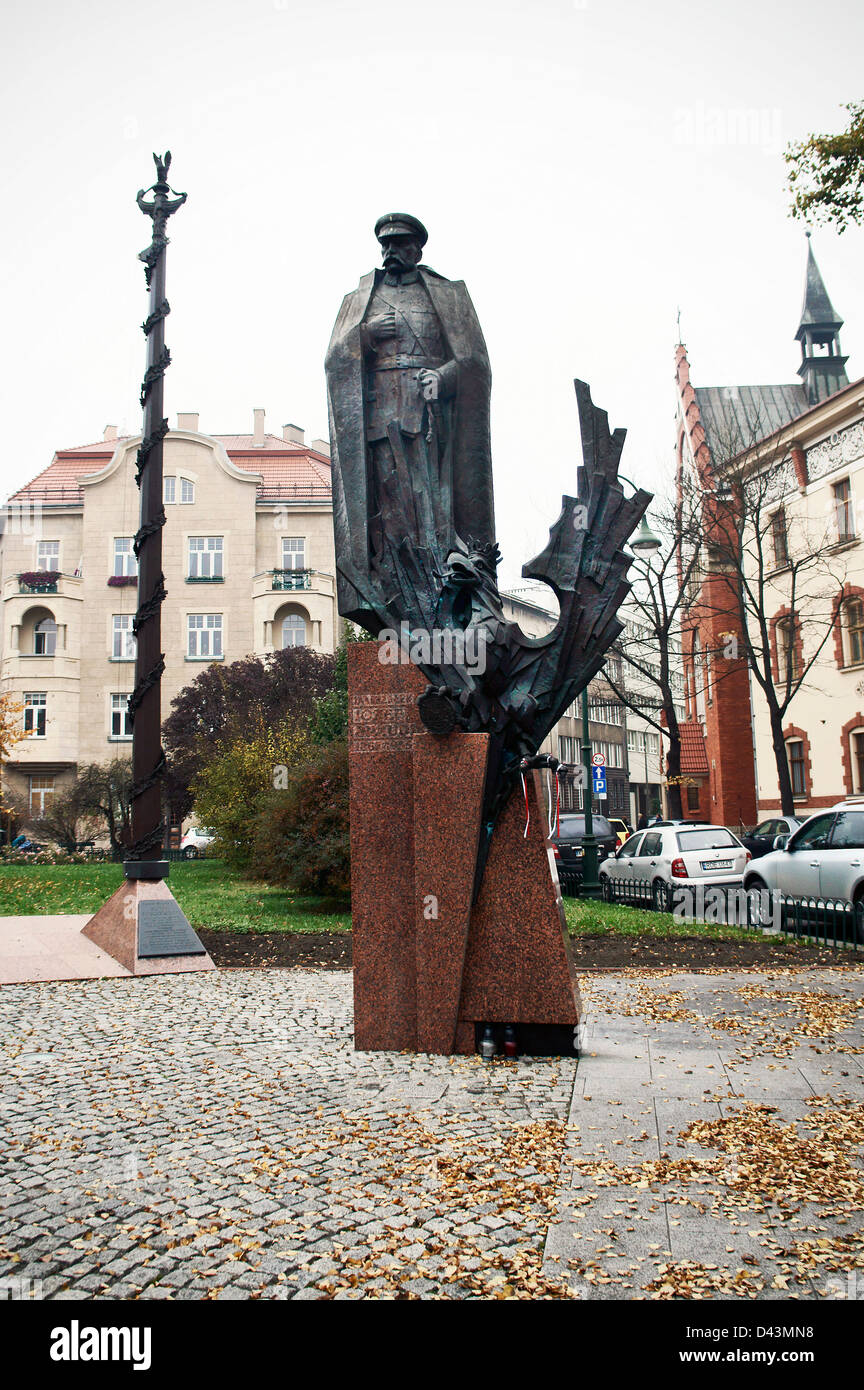 monument Jozef Pilsudski (1867-1935) Polish statesman Chief State ...