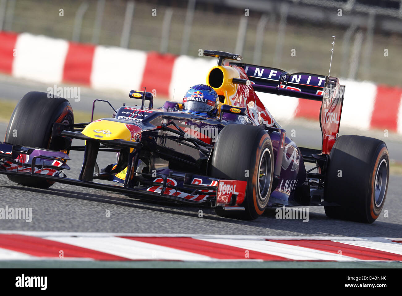 Motorsports: FIA Formula One World Championship 2013, Tests in ...