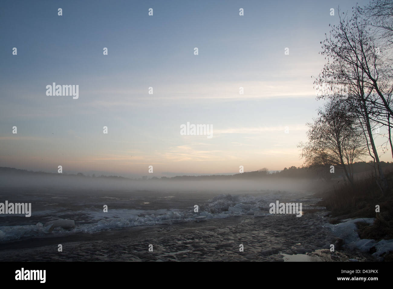 A day in spring with fog hi-res stock photography and images - Alamy