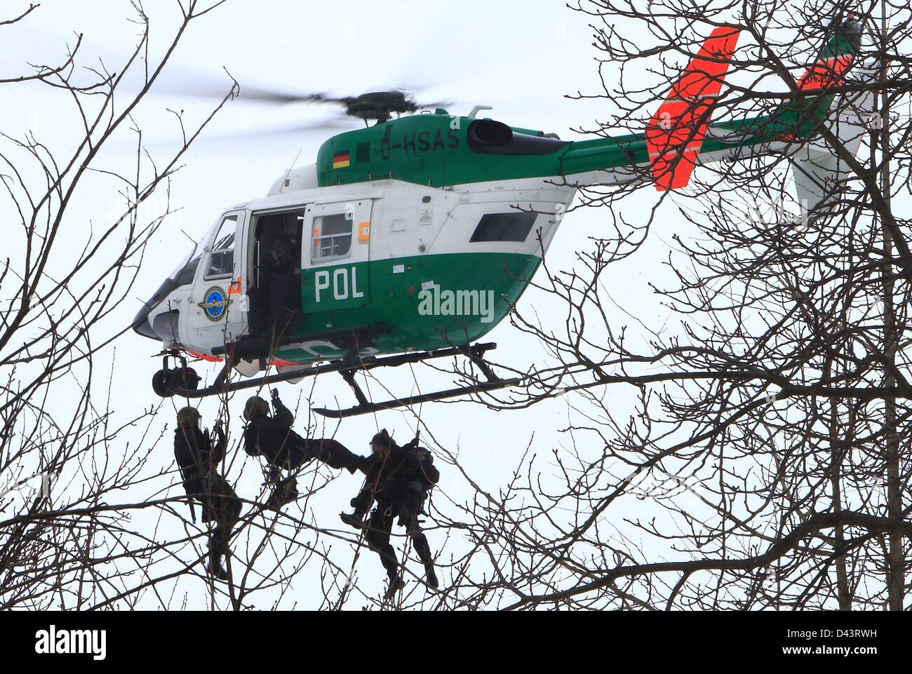 Police officers of the Spezialeinsatzkommando (SEK) Saxony-Anhalt ...