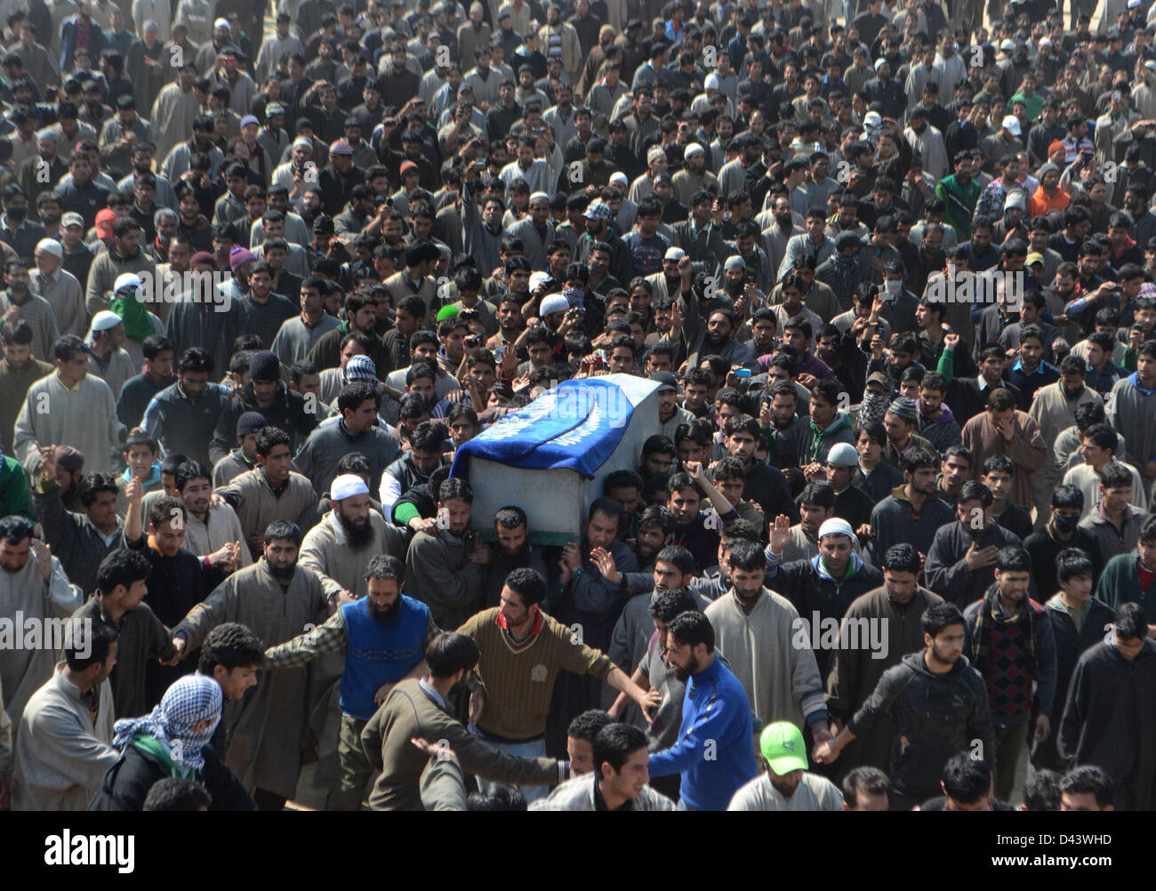 Malla india hi-res stock photography and images - Alamy