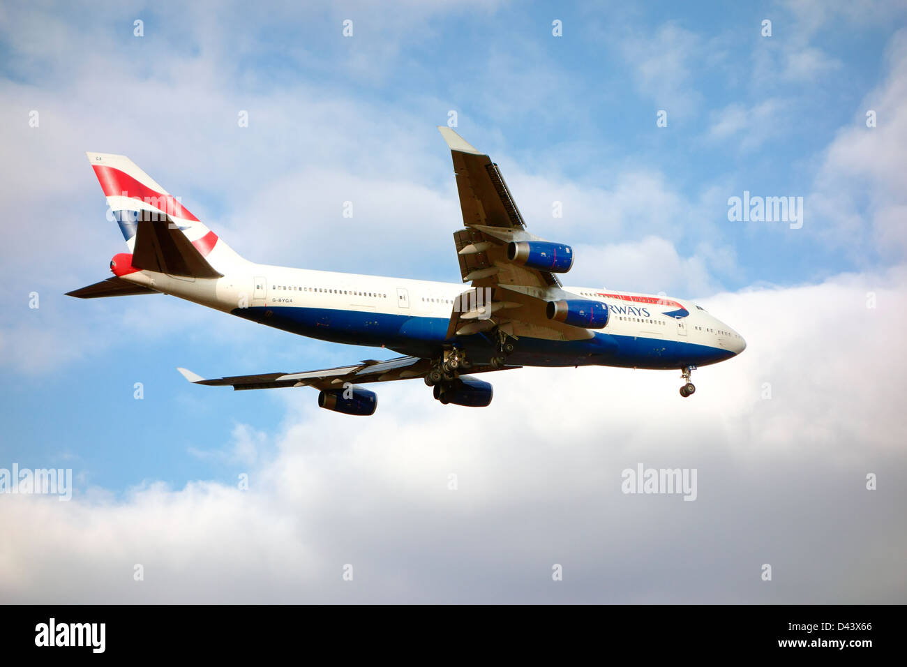 British Airways airplane 747 jumbo jet landing Stock Photo - Alamy