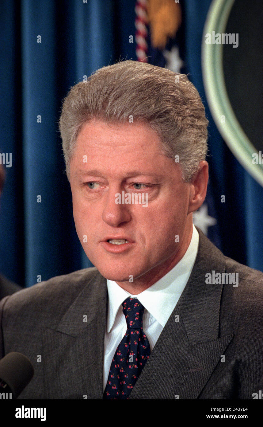 US President Bill Clinton makes a statement in the Briefing Room of the ...