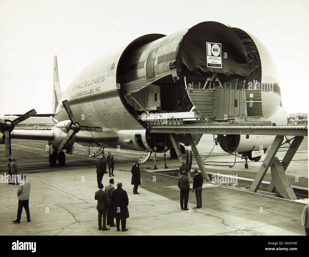 The McDonnell Douglas DC-10 is a wide-body, three-engine jet airliner ...