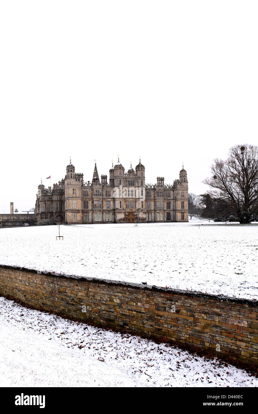 Winter snow, Burghley House, Elizabethan Stately Home, Cambridgeshire ...