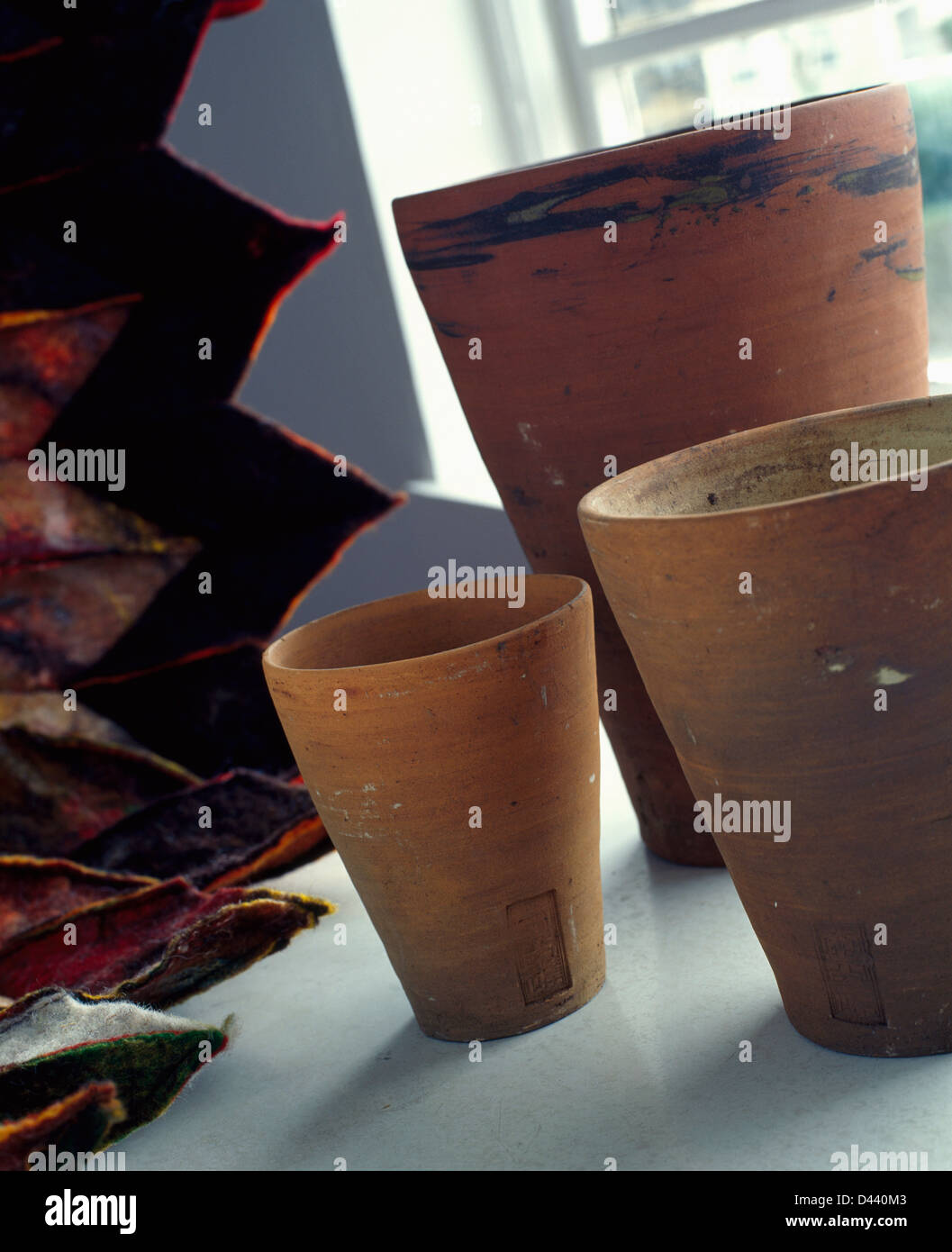 Terracotta objects hi-res stock photography and images - Alamy