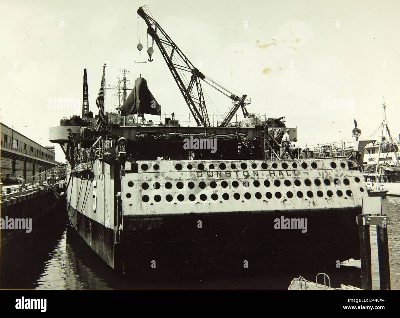 The Convair XFY Pogo was a vertical takeoff and landing (VTOL ...