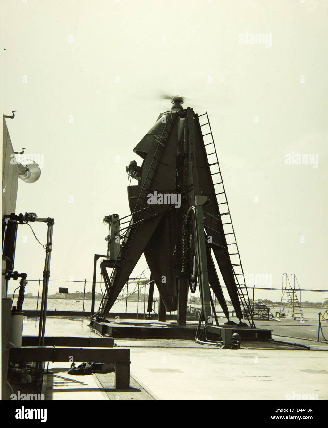 The Convair XFY Pogo was an experimental VTOL (Vertical Take-Off and ...