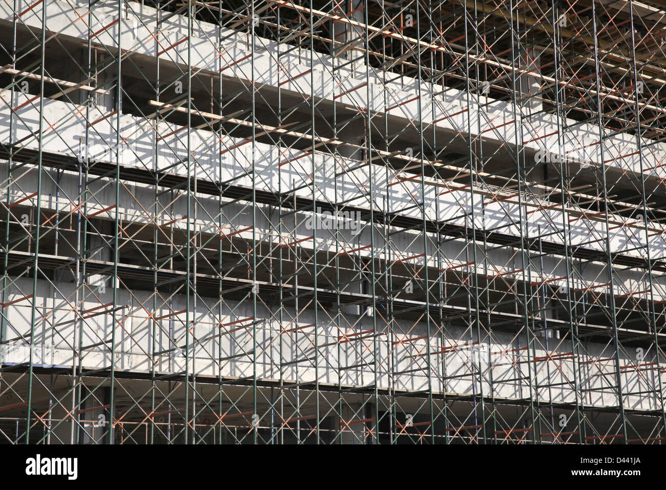 Temporary scaffold for construction works Stock Photo - Alamy