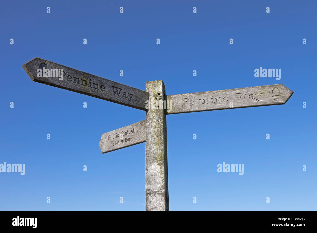 Pennine signs hi-res stock photography and images - Alamy