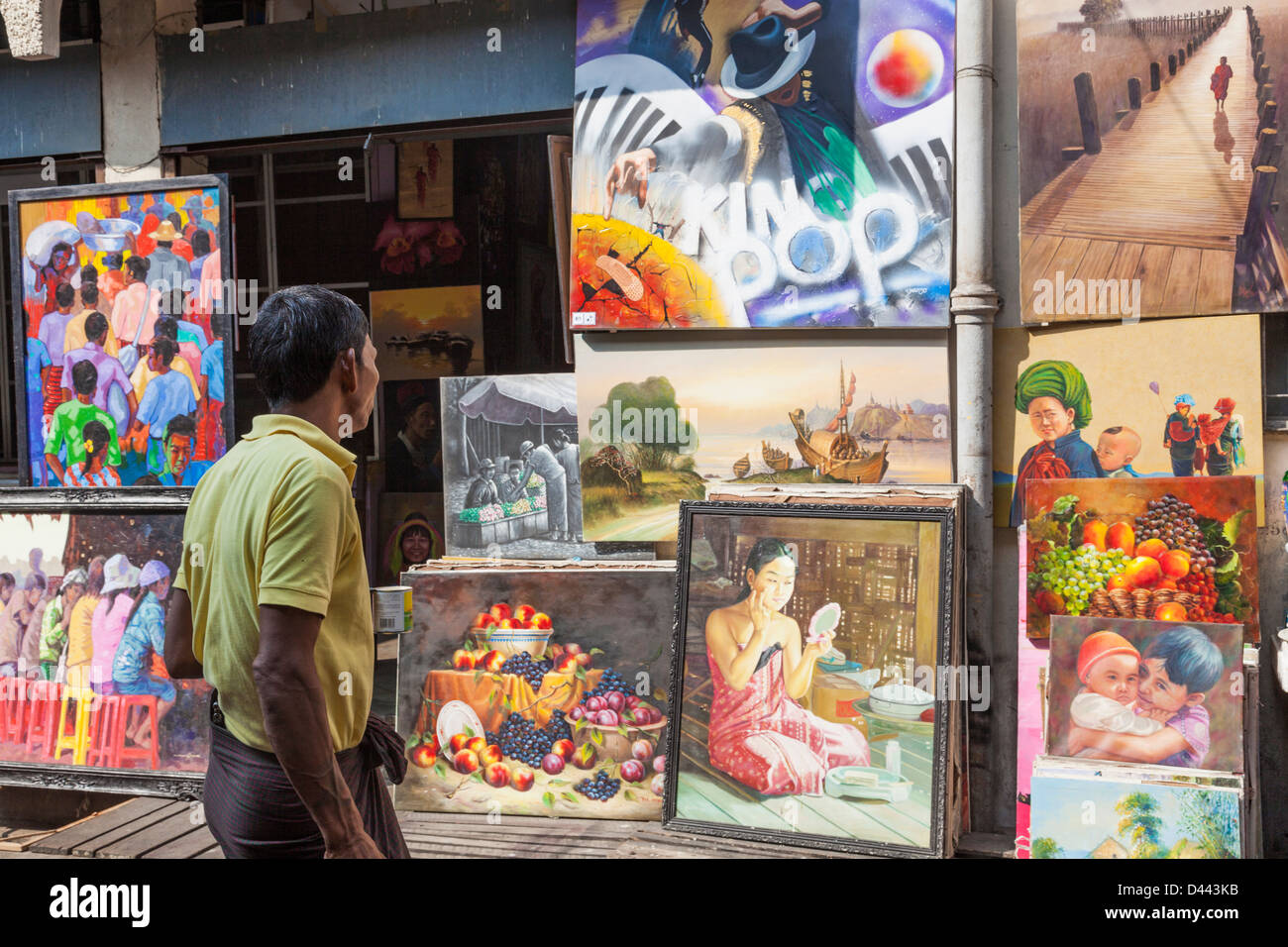 Myanmar, Yangon, Bogyoke Market, Artwork Shop Display Stock Photo - Alamy