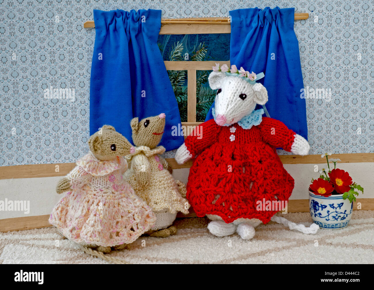 Group of mice hi-res stock photography and images - Alamy