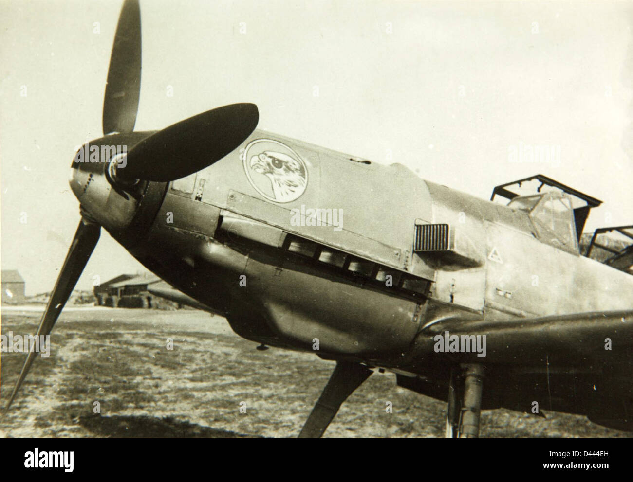 The Messerschmitt Bf 109b was a German World War II fighter aircraft ...