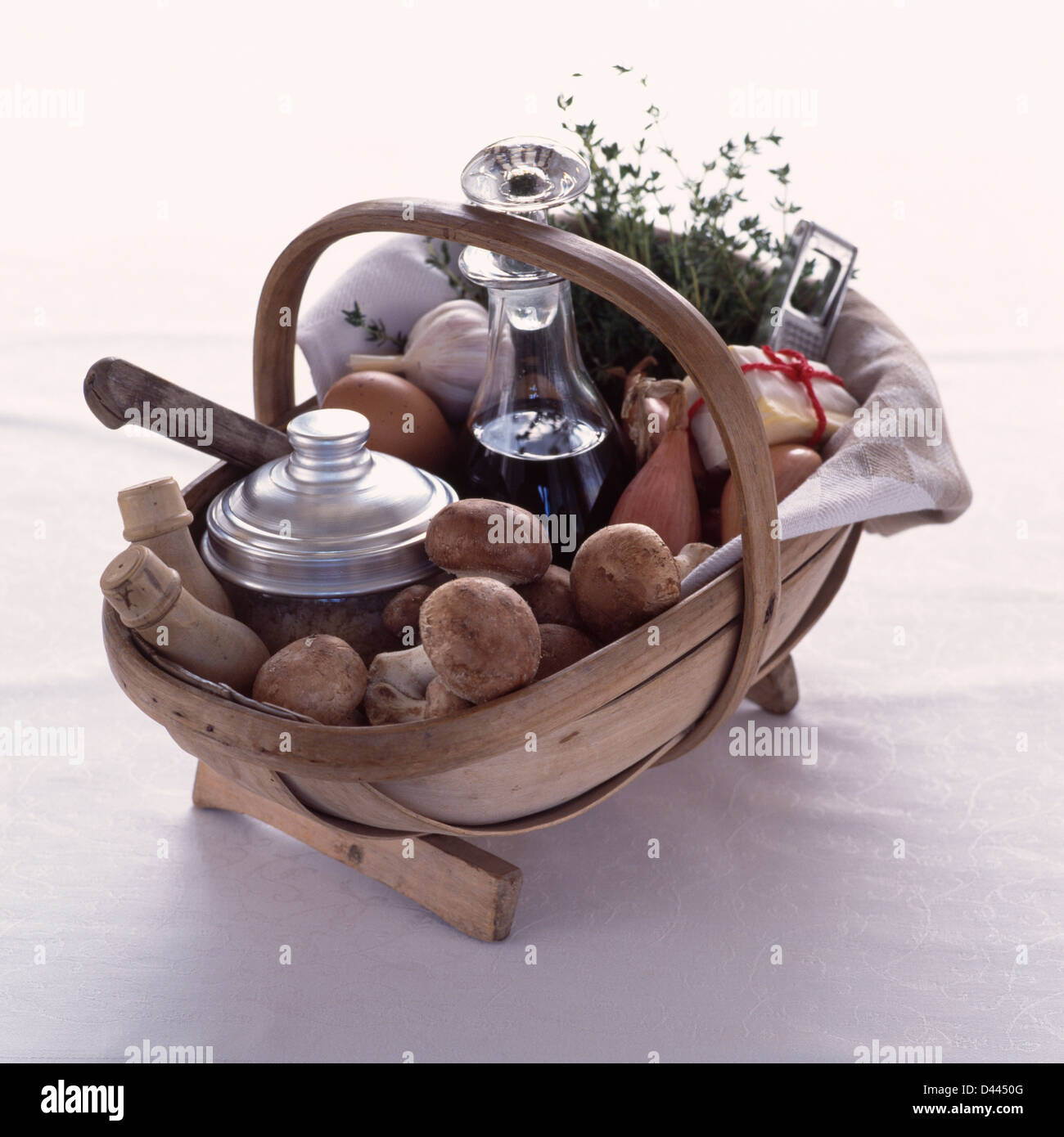 Inside a trug hi-res stock photography and images - Alamy