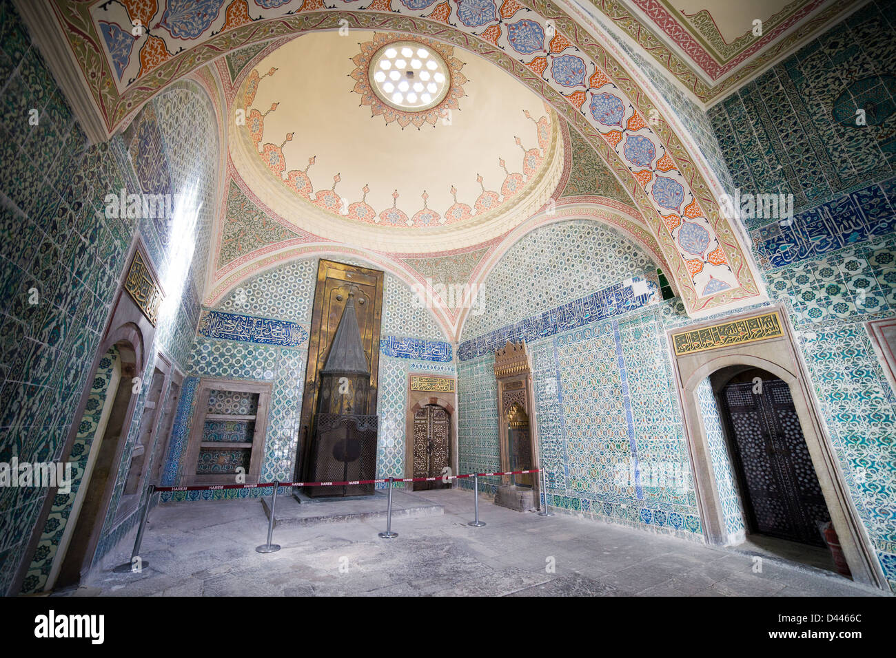Topkapi Palace Harem richly decorated chamber in Istanbul, Turkey Stock ...