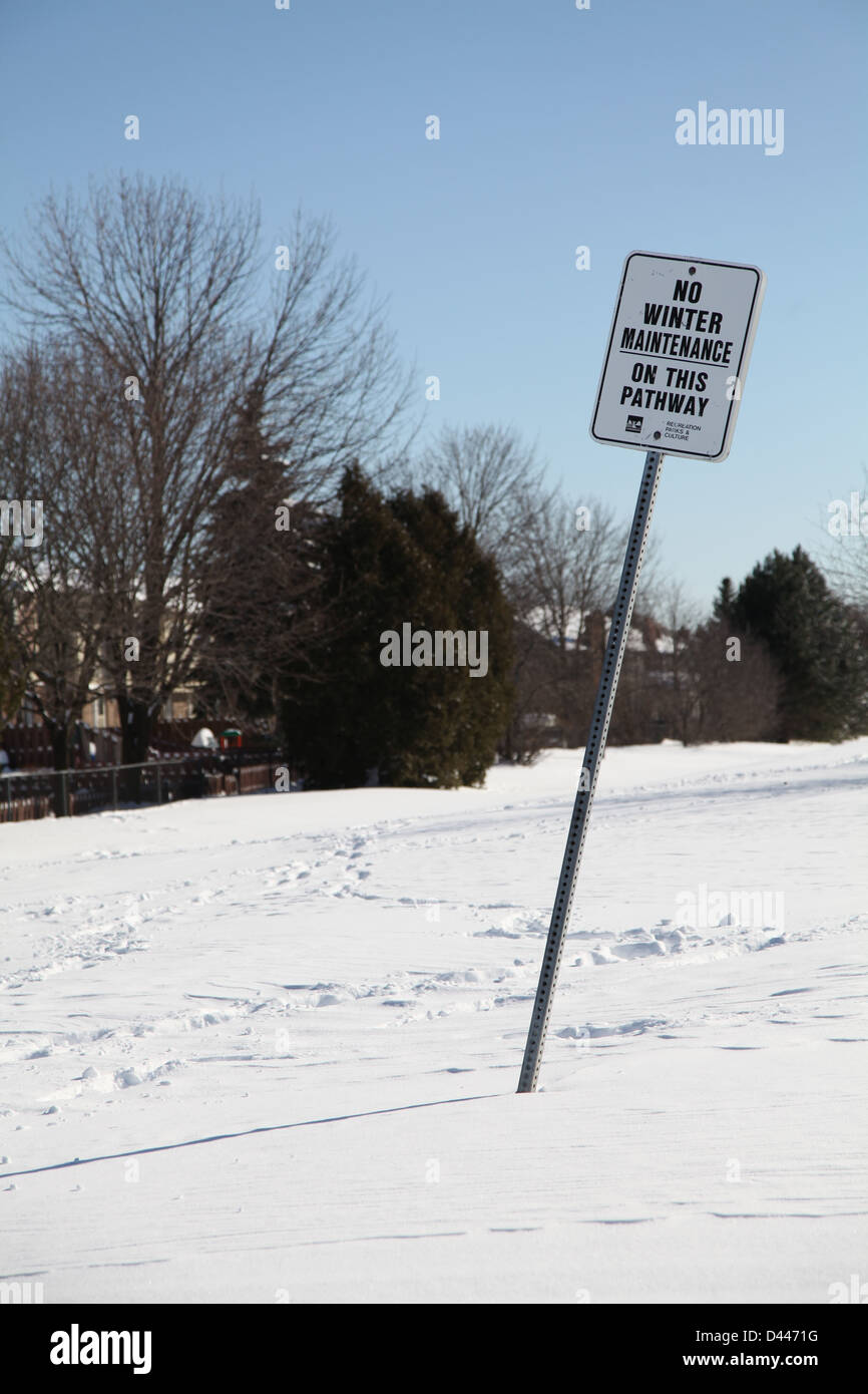 no winter maintenance sign snow covered ground Stock Photo - Alamy