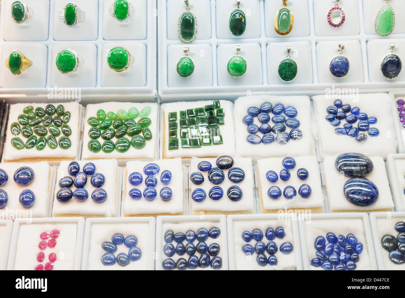 Gem market myanmar hi-res stock photography and images - Alamy