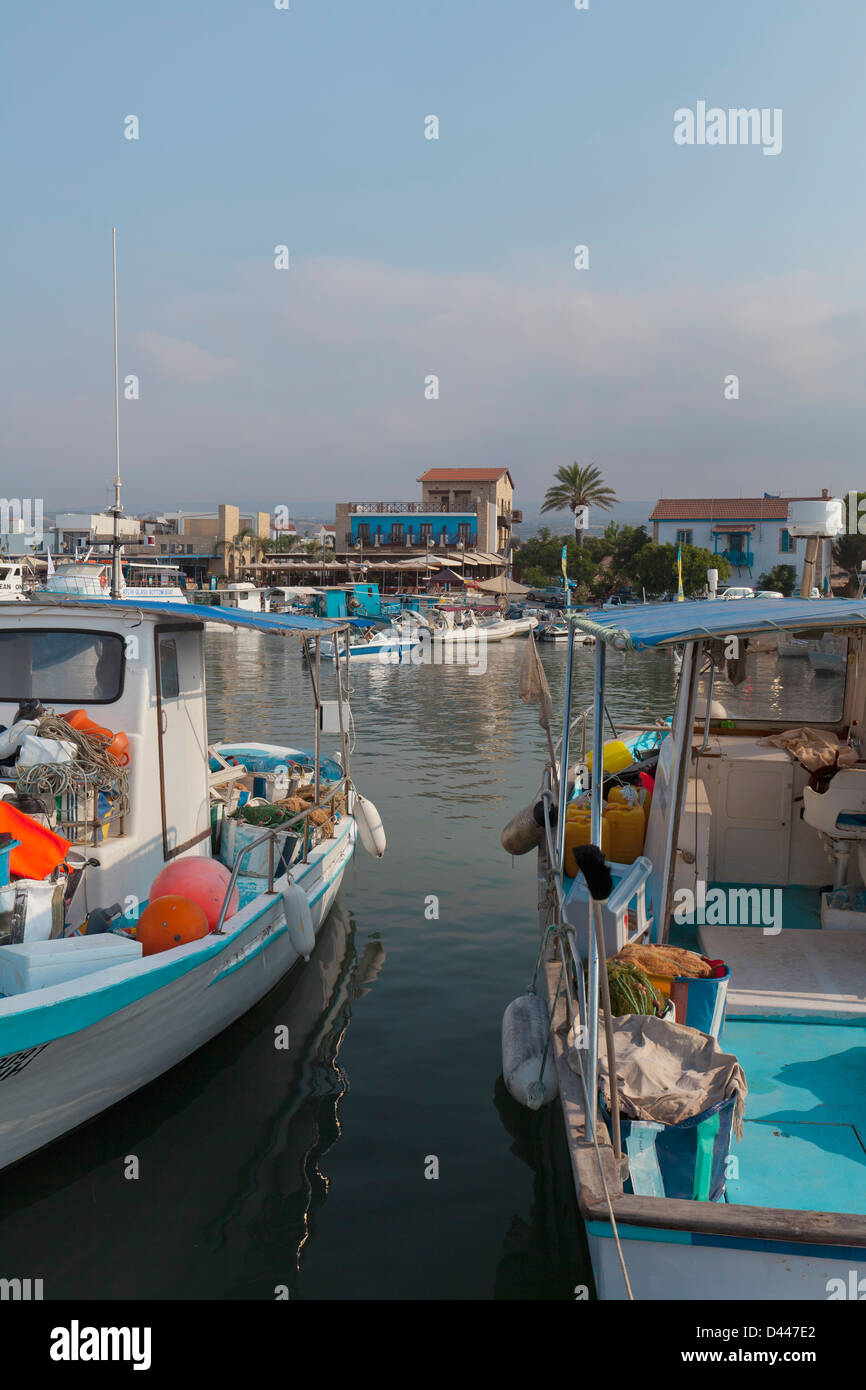 Cyprus harbour boats hi-res stock photography and images - Alamy
