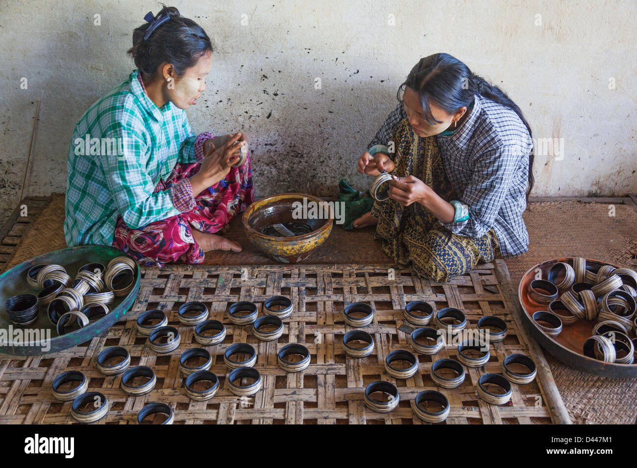 Myanmar, Bagan, Lacquerware Makers Stock Photo - Alamy