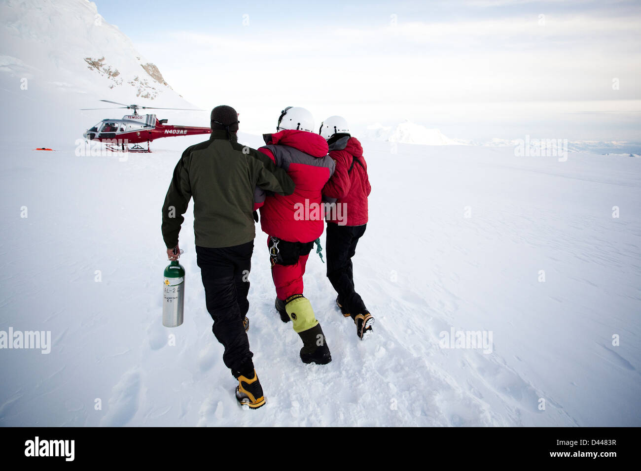 ALASKA, DENALI: helicopter rescue of elevation-sickness victims from ...