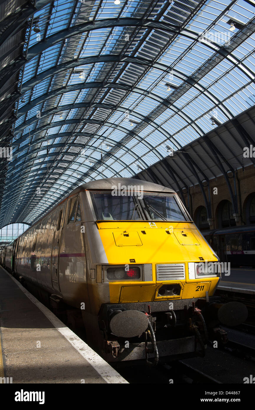 High speed train in East Coast Trains livery waiting at a platform in ...