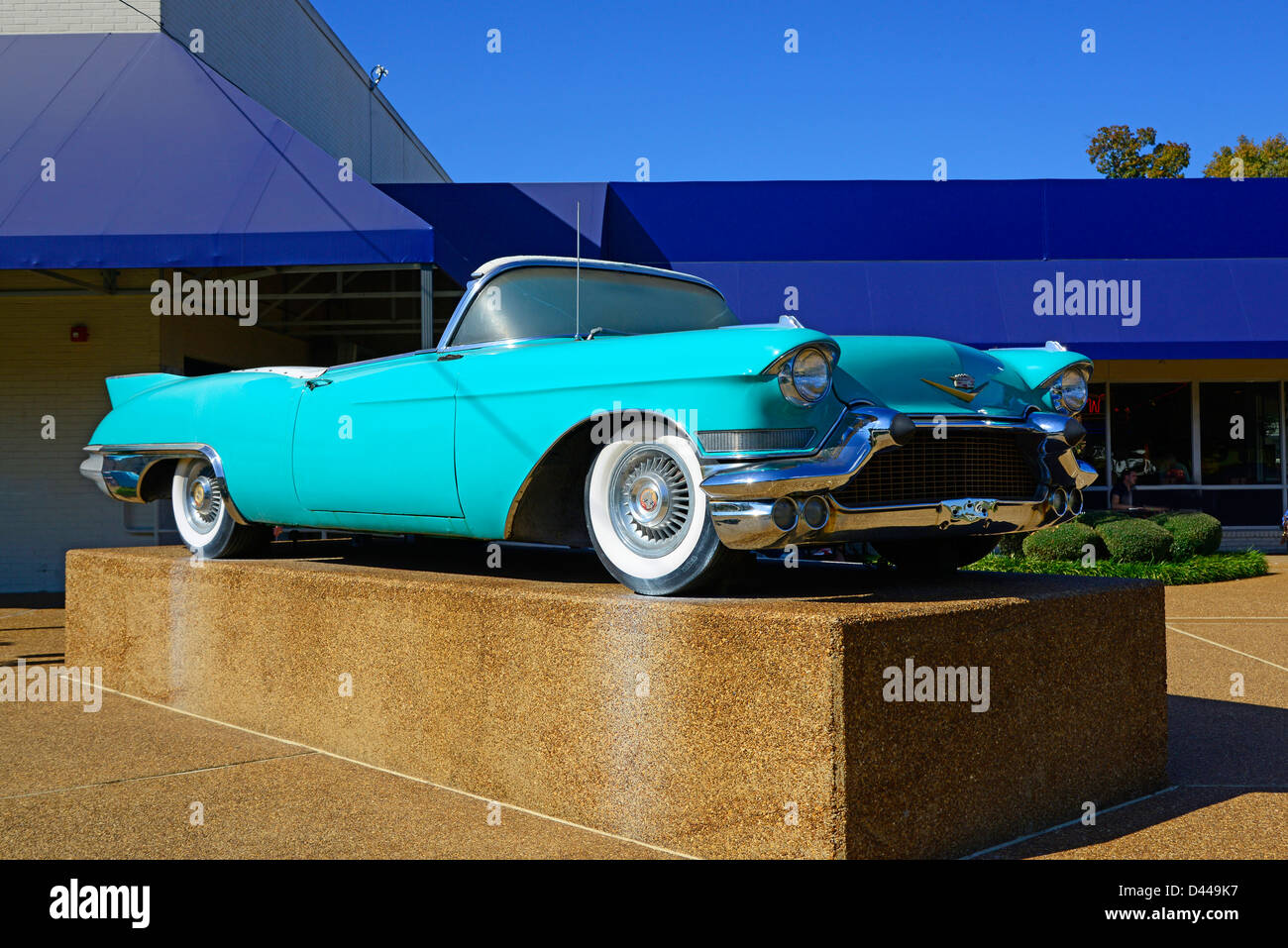 Cadillac Display Graceland Museum Elvis Presley Mansion Memphis ...