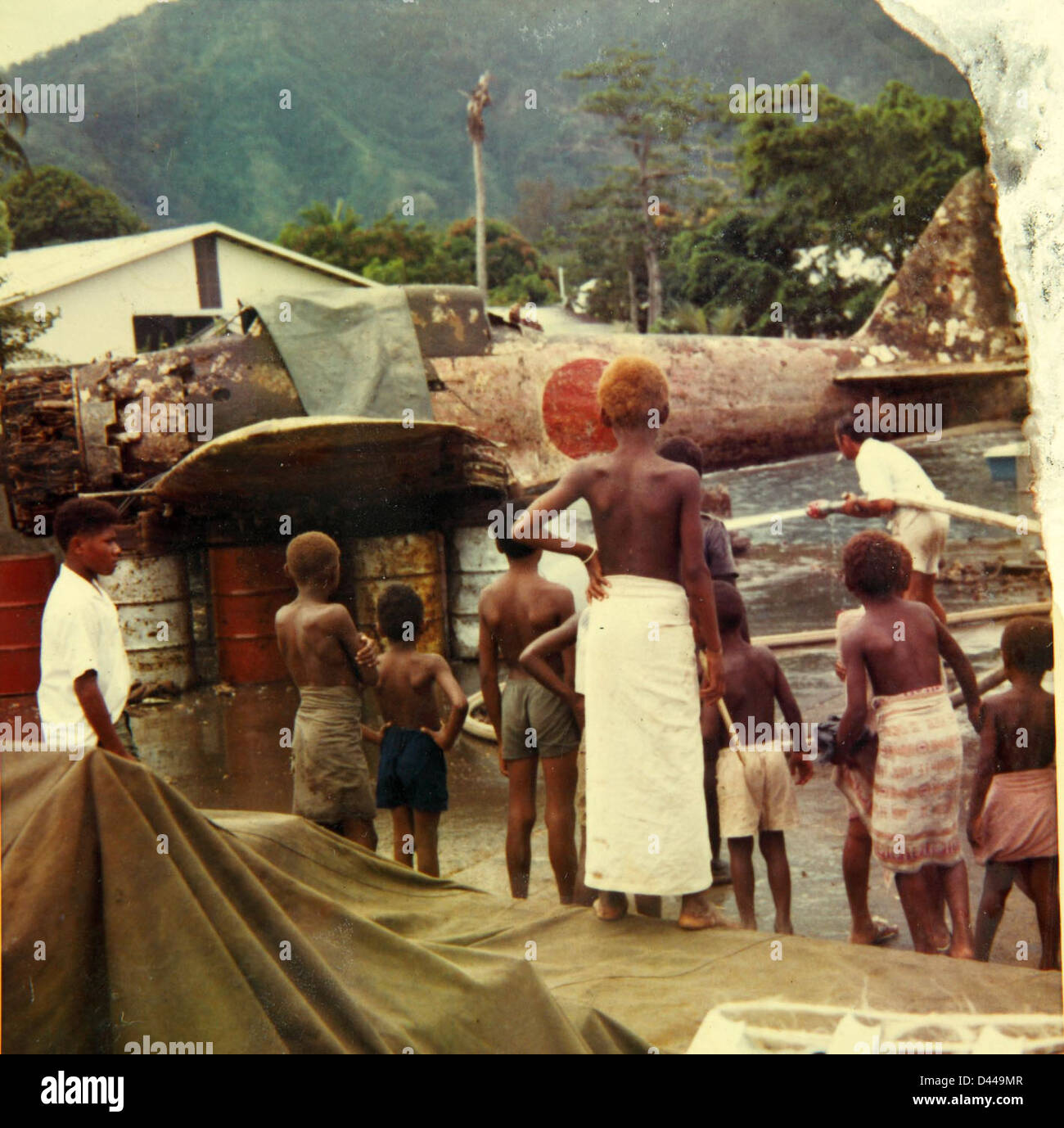 The Mitsubishi A6M Zero was a Japanese long-range fighter aircraft used ...