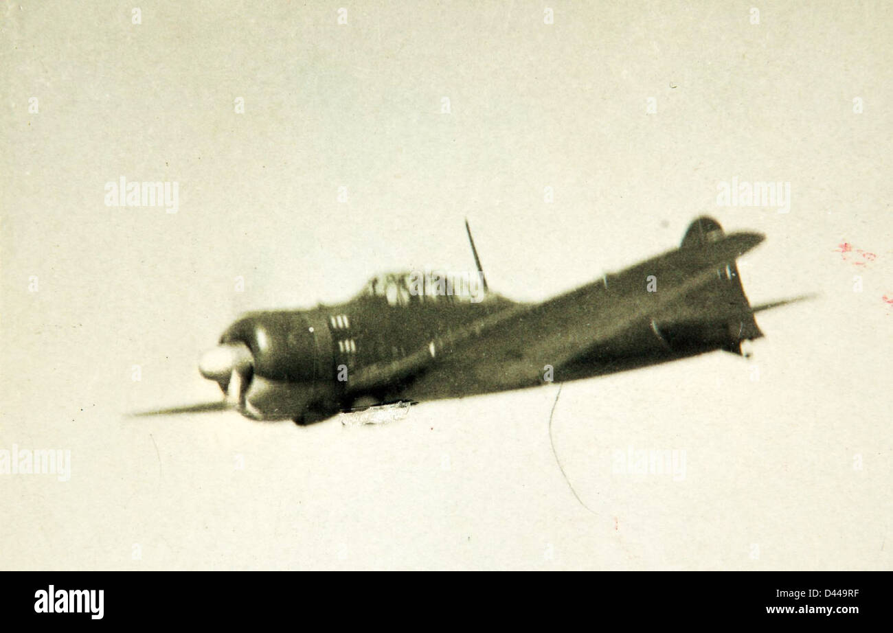 The Mitsubishi A6M Zero was a Japanese World War II carrier-based ...