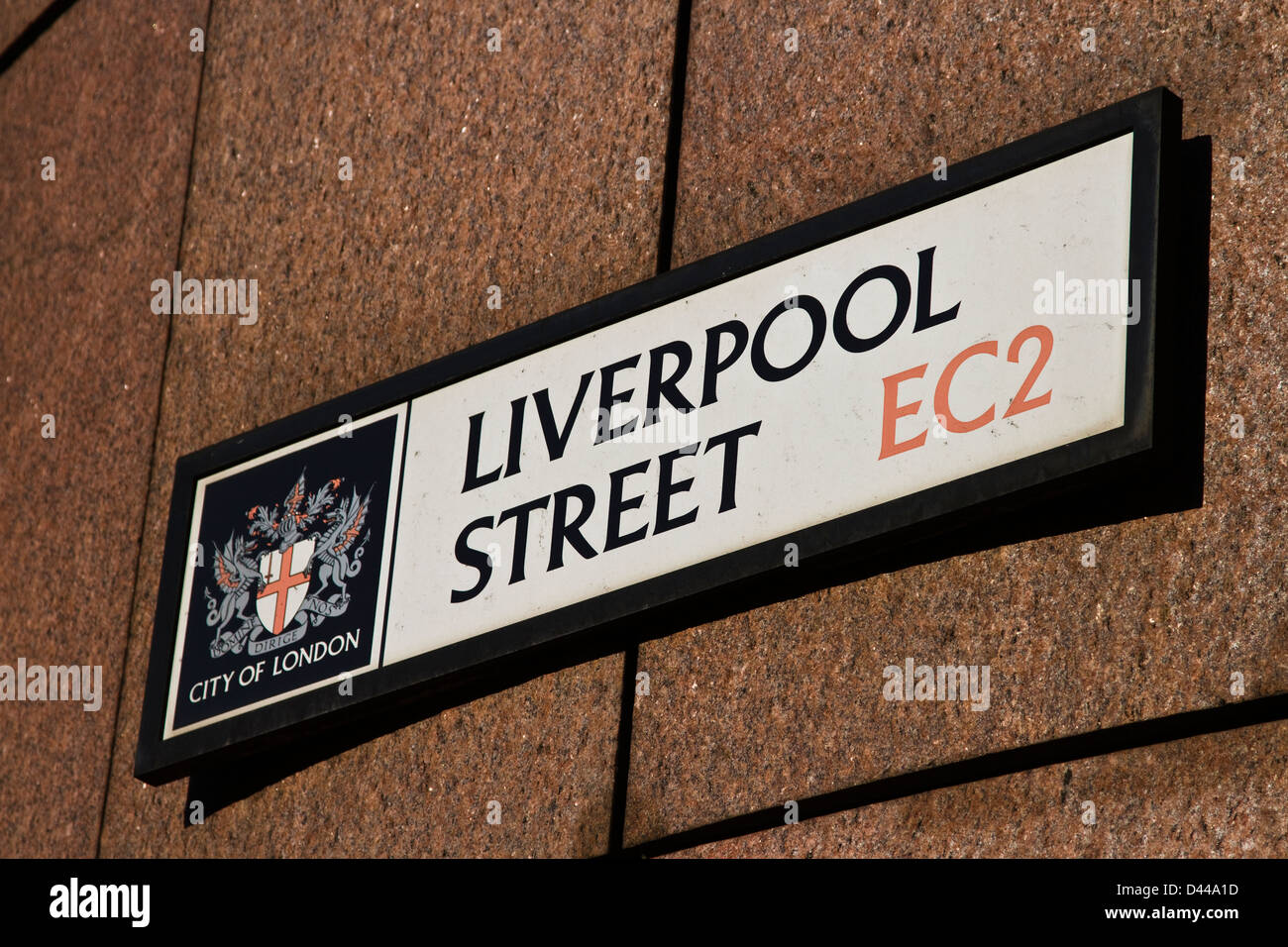 Liverpool street road sign hi-res stock photography and images - Alamy