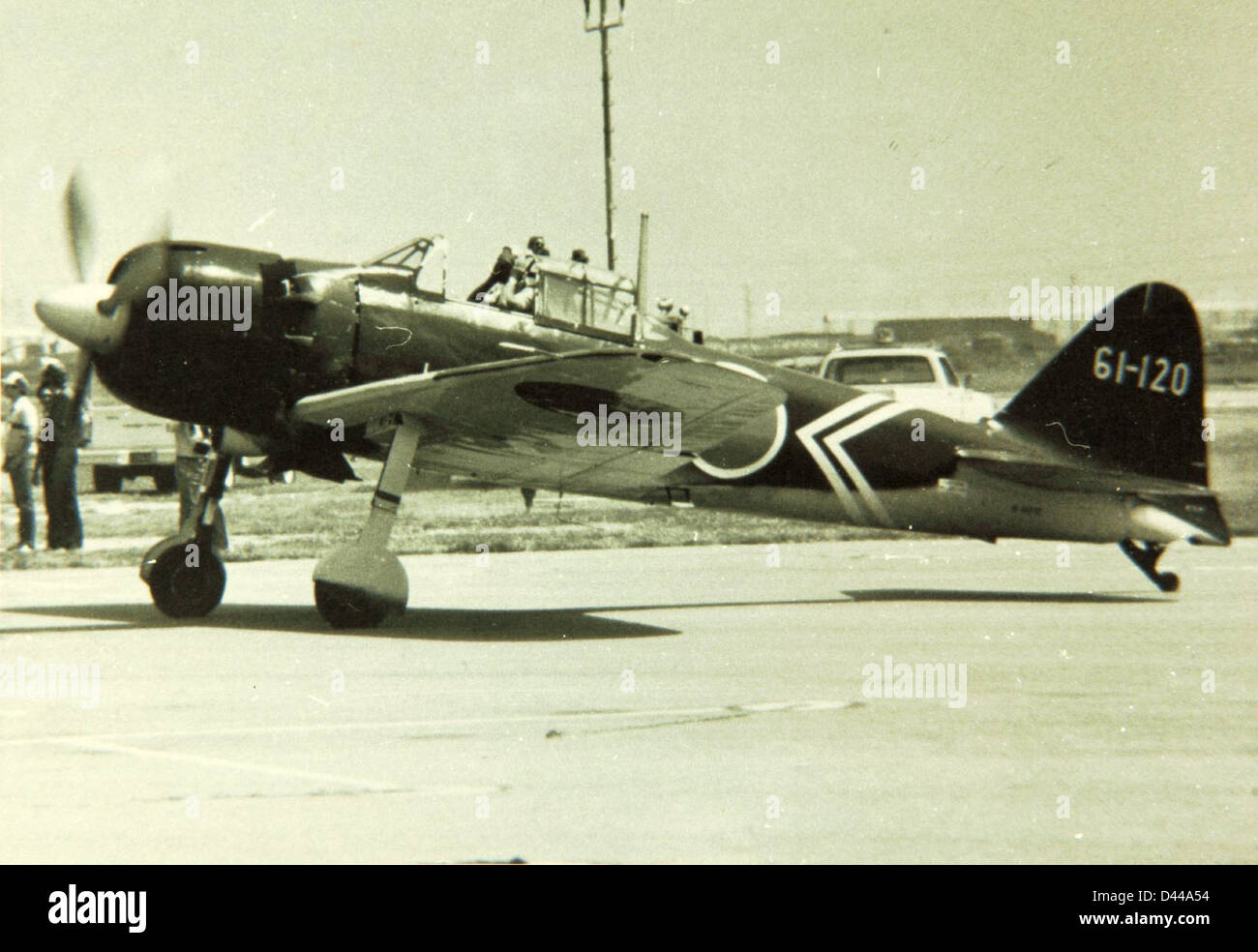 The Mitsubishi A6M5, also known as the 'Zeke,' was a Japanese carrier ...