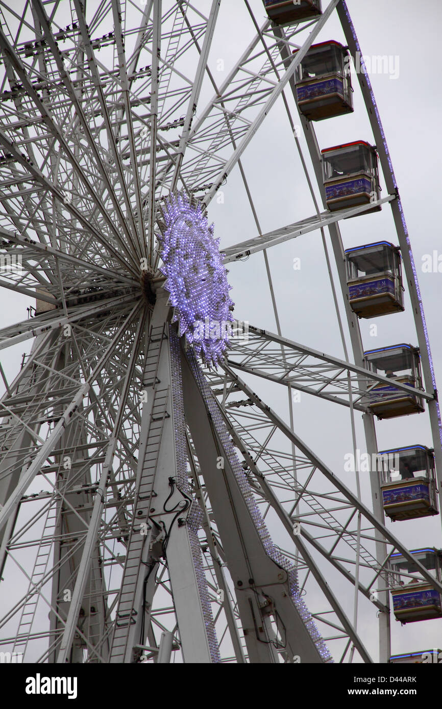 Leeds OWL, the Observation Wheel Leeds Stock Photo - Alamy