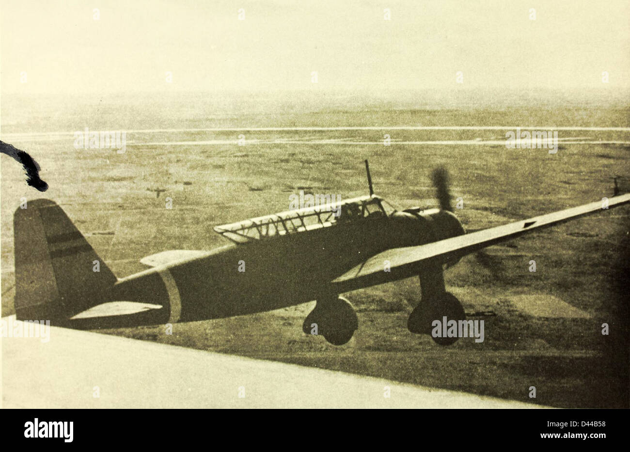 The Mitsubishi Ki-30 Ann was a Japanese light bomber used in the Second ...