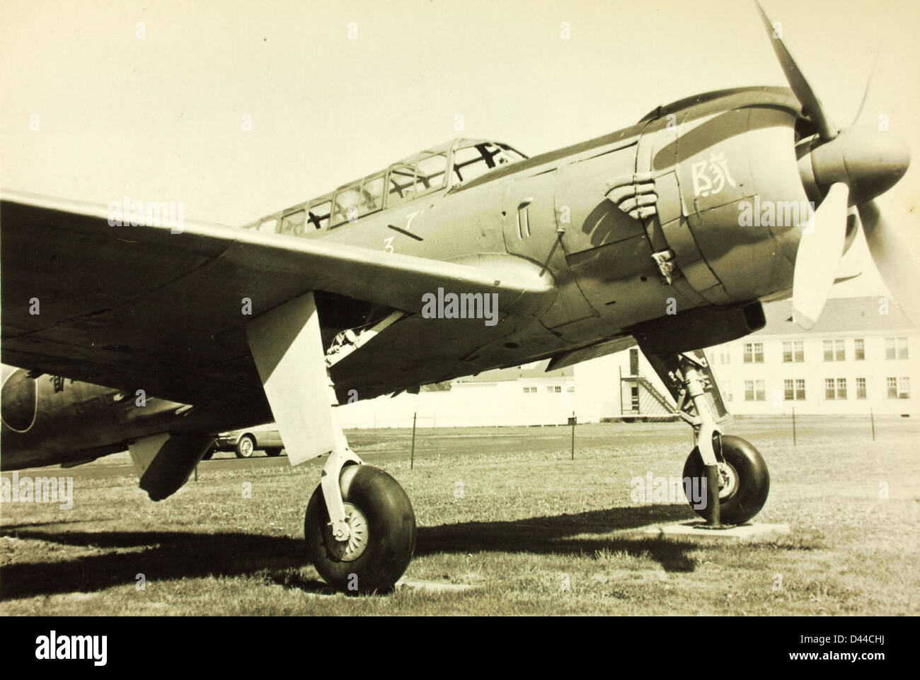 The Nakajima B6N 'Jill' was a Japanese torpedo bomber used during World ...