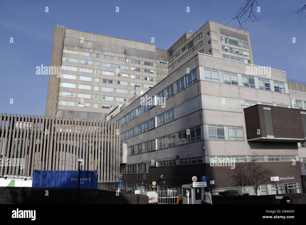 The Sheffield Hallamshire hospital building. England Stock Photo - Alamy