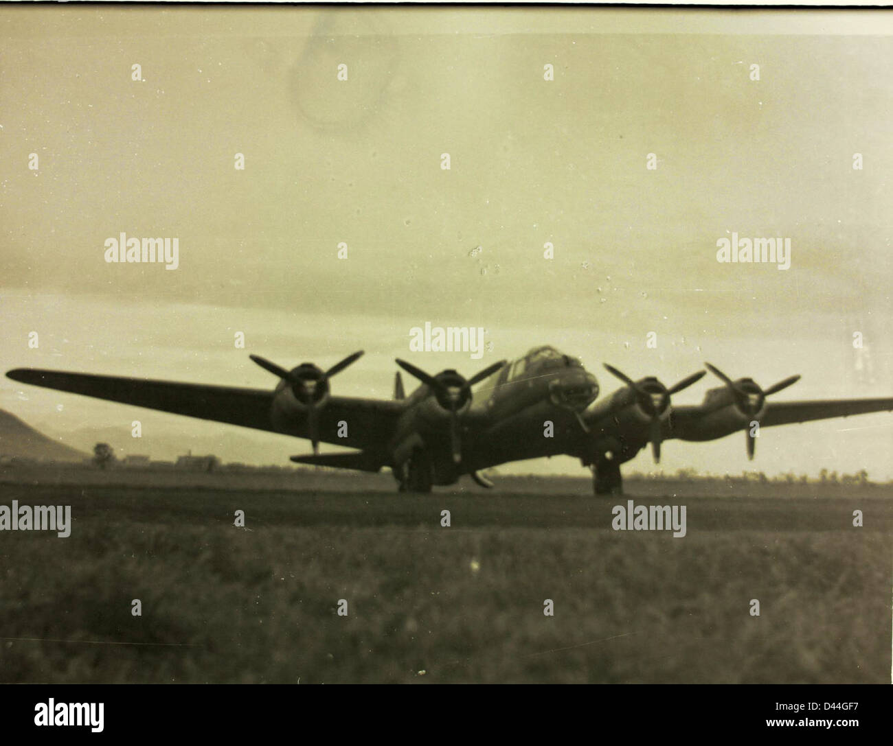 Piaggio p 108 hi-res stock photography and images - Alamy