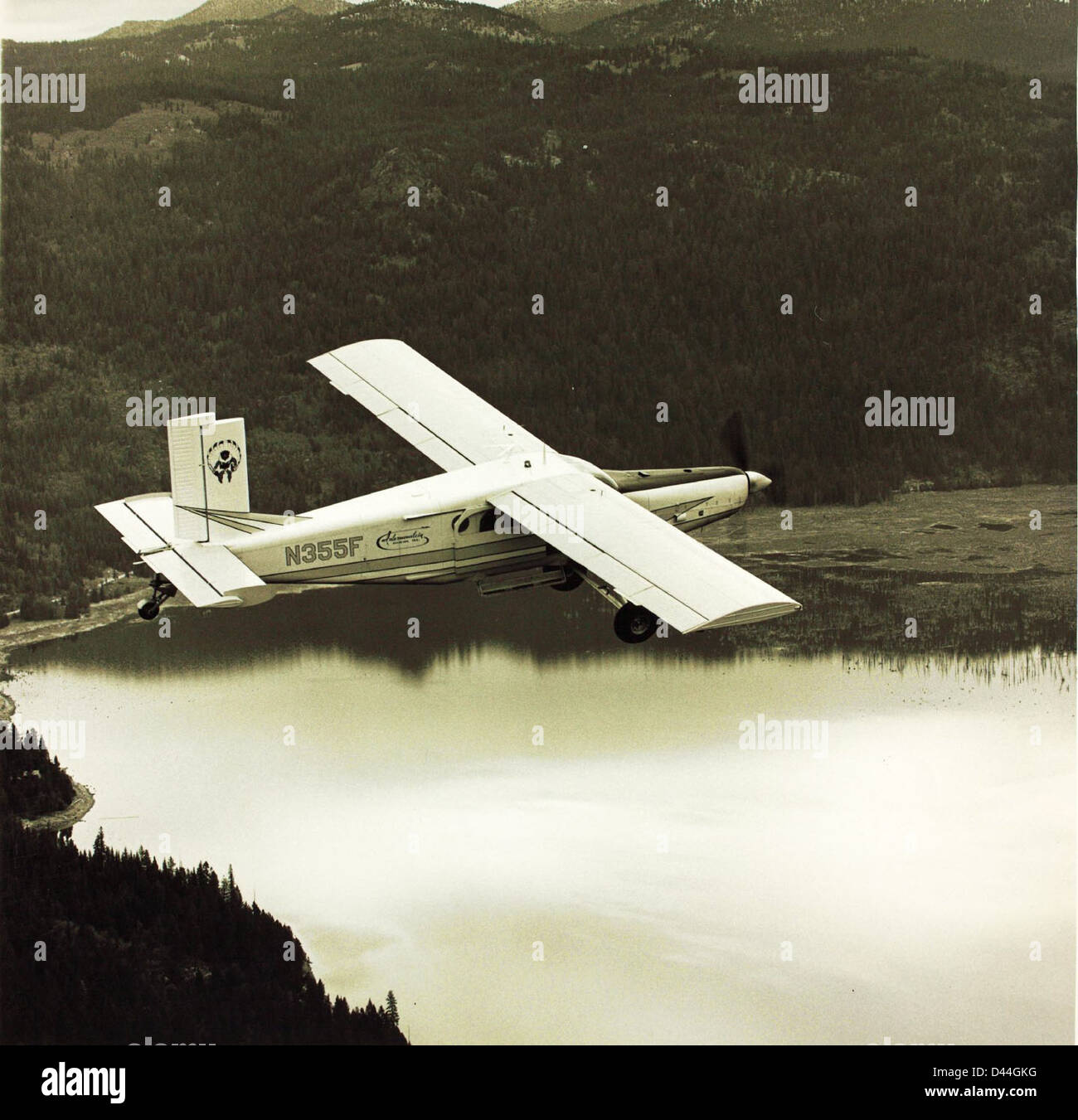 The Pilatus PC-6 A Turbo Porter is a Swiss-made, single-engine ...
