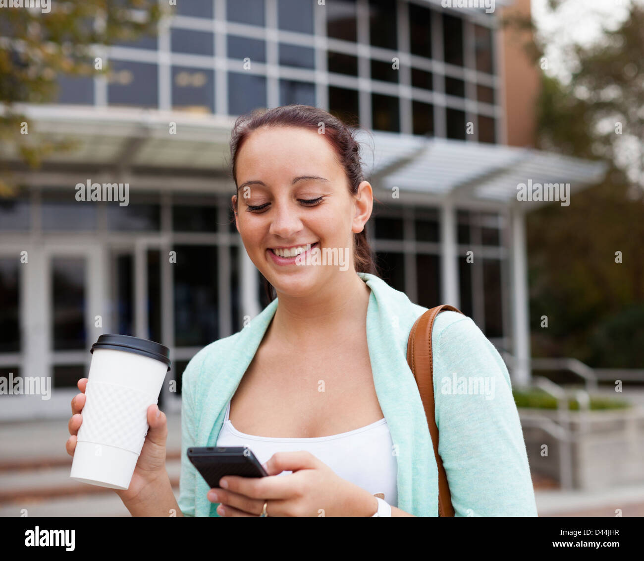 College student on campus using hi-res stock photography and images - Alamy