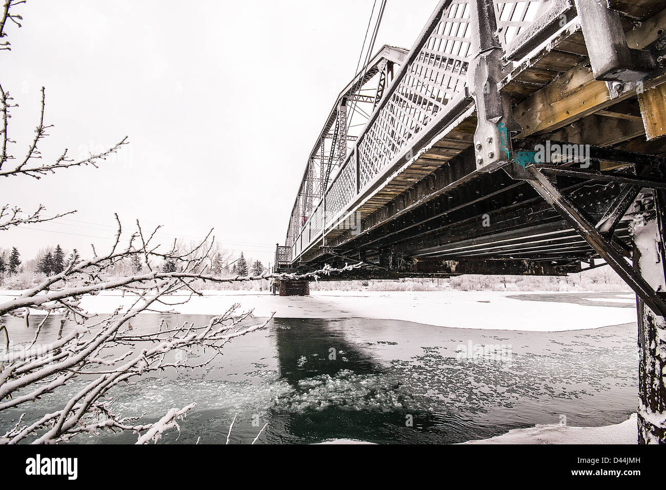 Old bridge in Calgary Alberta Canada on a frosty, snowy winter day ...