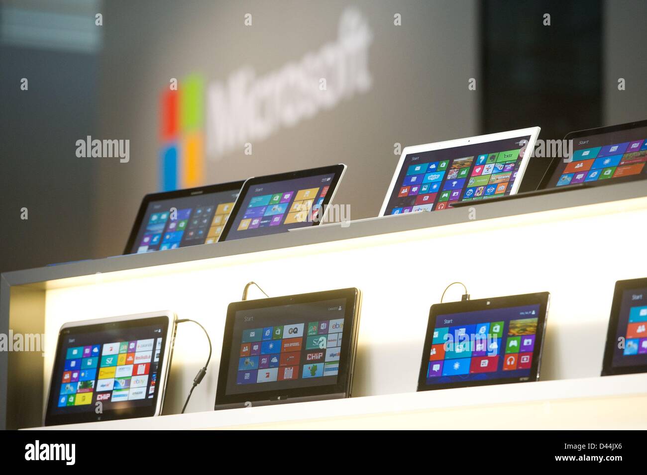The microsoft windows stand hi-res stock photography and images - Alamy