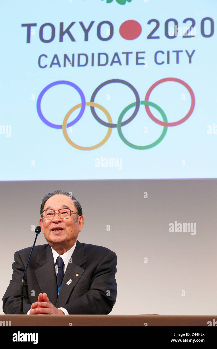 Fujio cho chairman toyota motor hi-res stock photography and images - Alamy