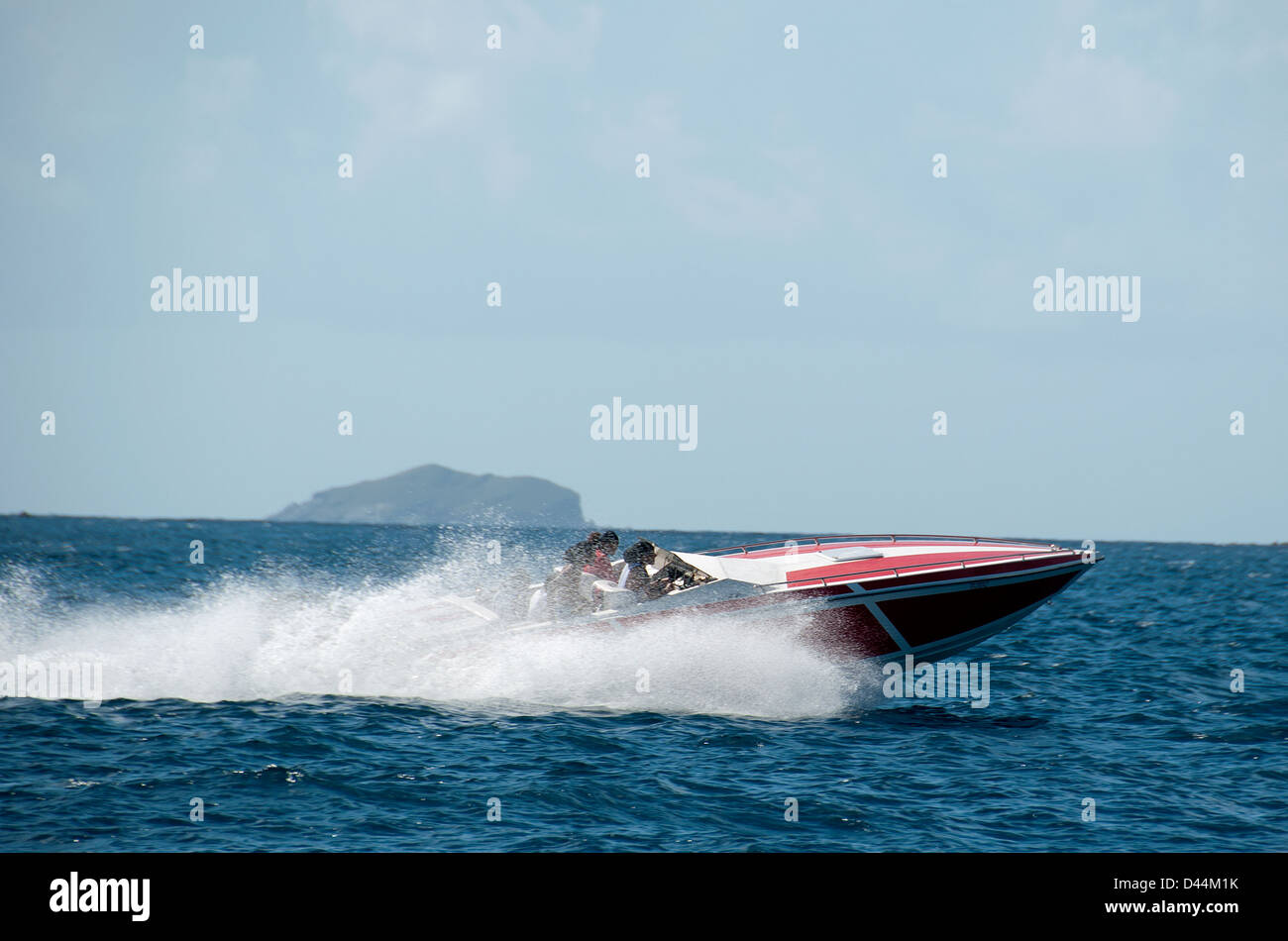 Cigarette boat hi-res stock photography and images - Alamy