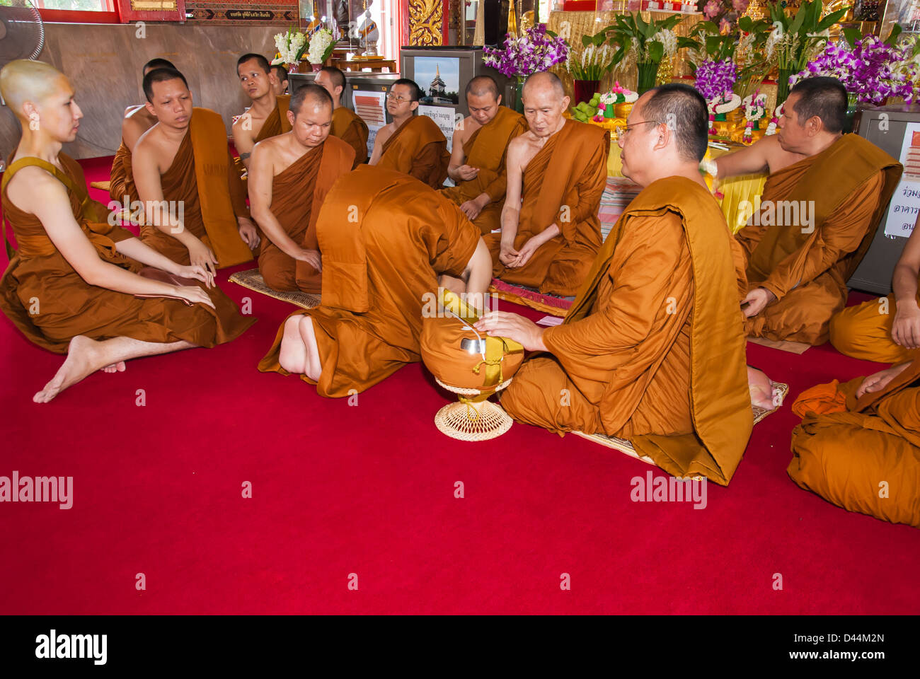 Monk ordination hi-res stock photography and images - Alamy