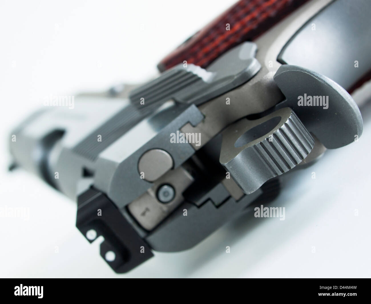 Colt 1911 Commander is a single-action, semi-automatic, magazine-fed ...