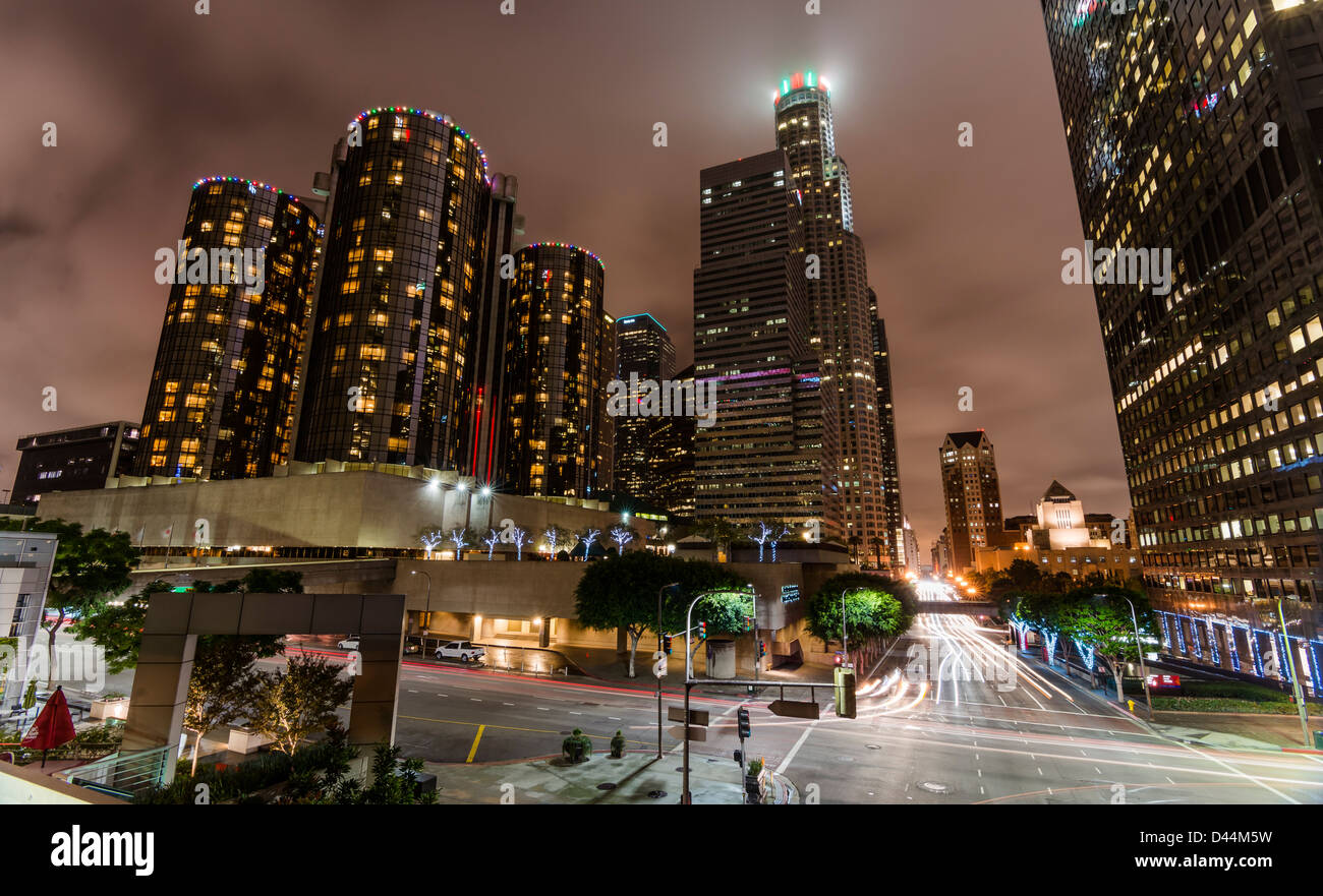 Los angeles skyscraper hi-res stock photography and images - Alamy