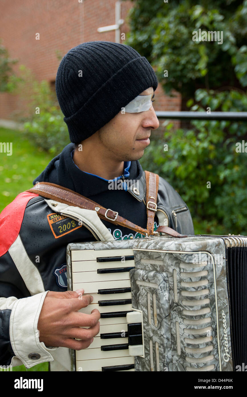 A gypsy boy hi-res stock photography and images - Alamy