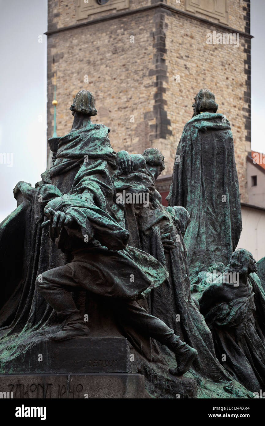 Jan Hus Memorial, Old Town Square, Prague Stock Photo - Alamy