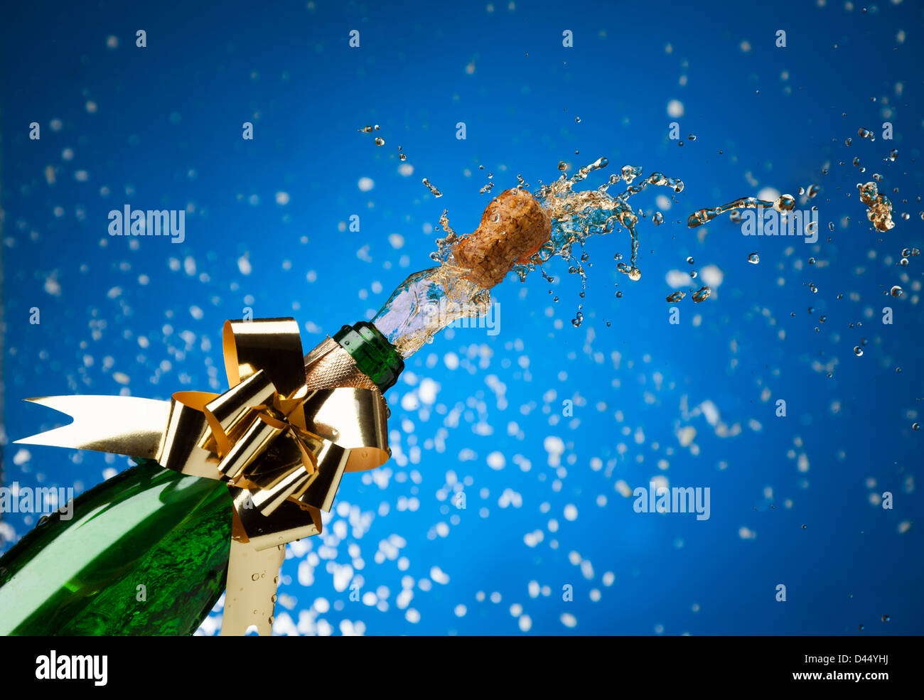Champagne cork pop hi-res stock photography and images - Alamy