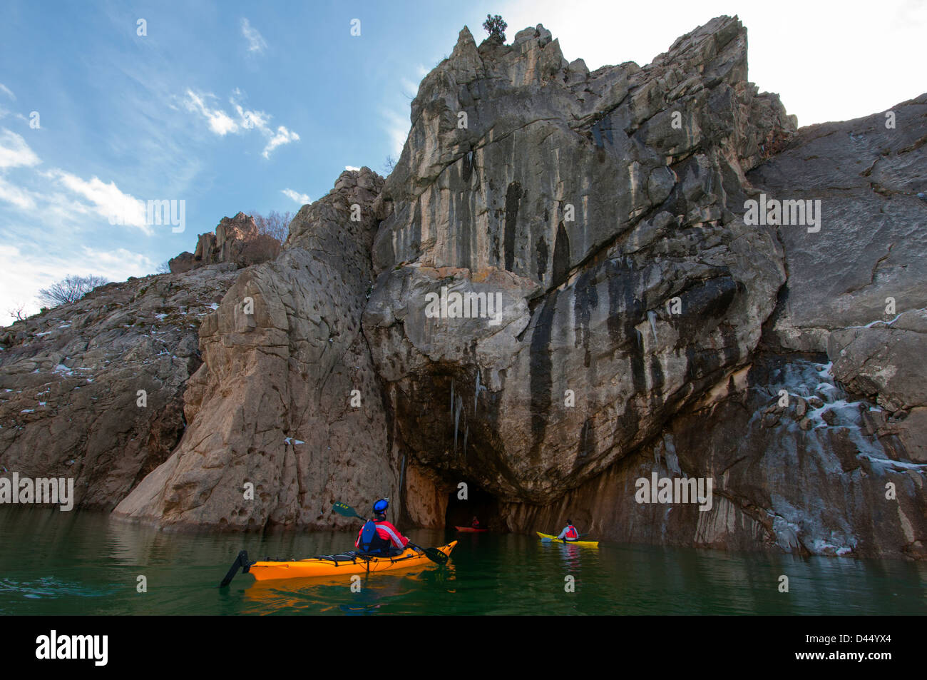 Winter canoe paddling on icy waters Stock Photo - Alamy