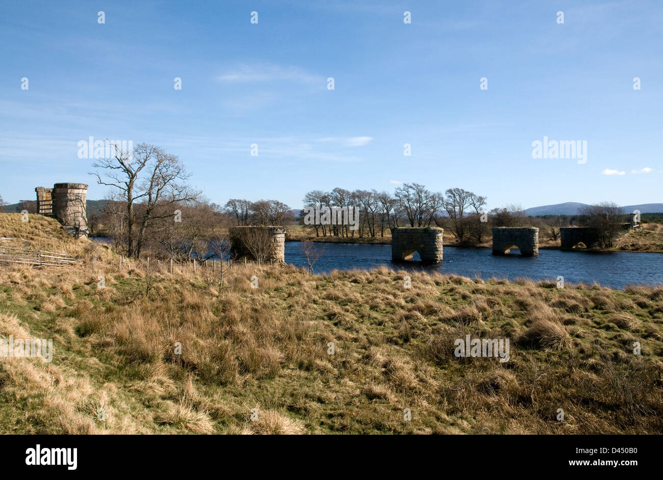 highland railway,bridge supports,river spey,nethy bridge, highlands ...