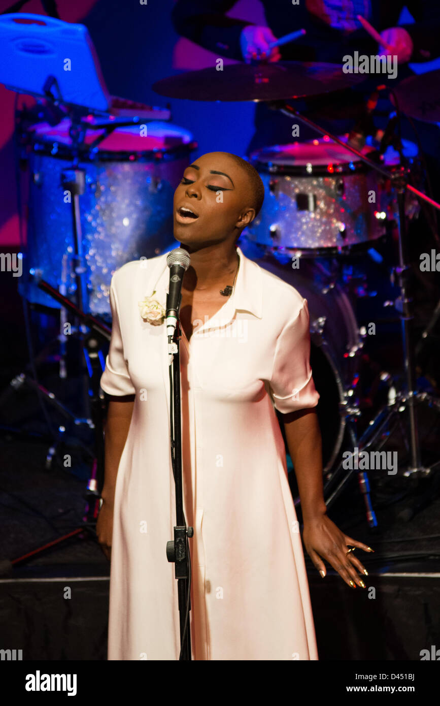Laura Mvula performing live Stock Photo - Alamy